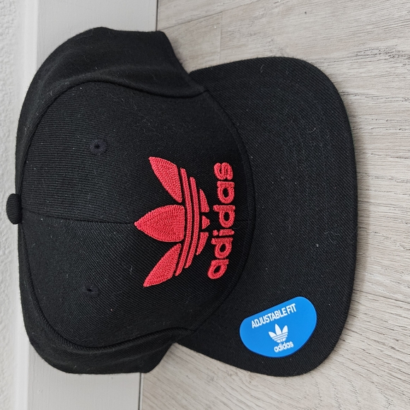 adidas | Accessories | Adidas Black And Red Logo Cap | Poshmark